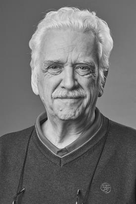 We #stayhome and #careforyou: Interview mit Florian Boddin - Prodekan ...